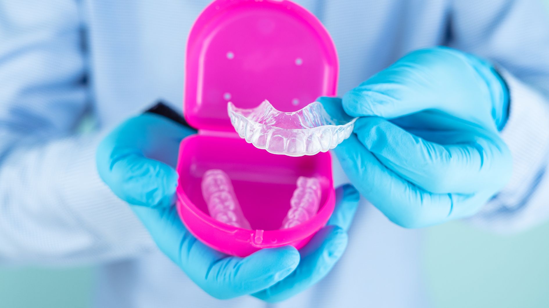 Terapijska udlaga za zube: Vodič kroz vrste i namjenu - Dentalna ...